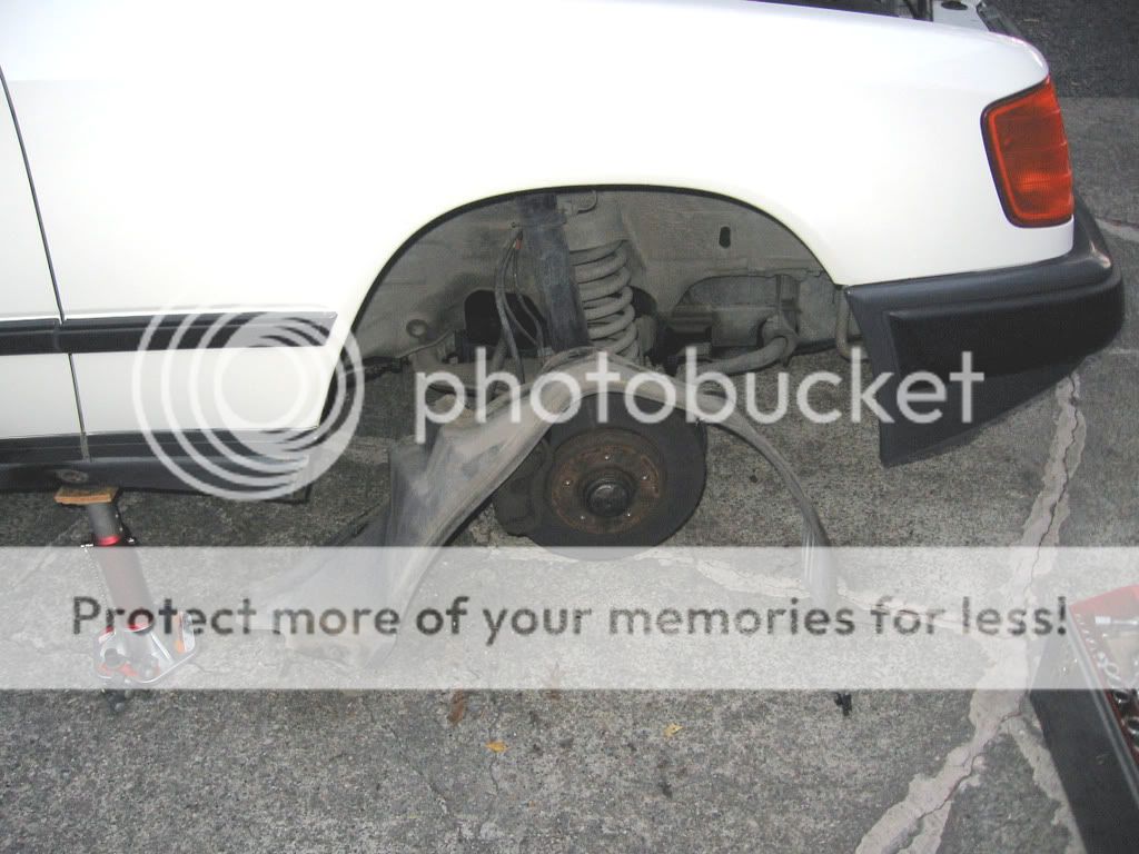W124 Best place for jack stands:pictures? - PeachParts Mercedes-Benz Forum